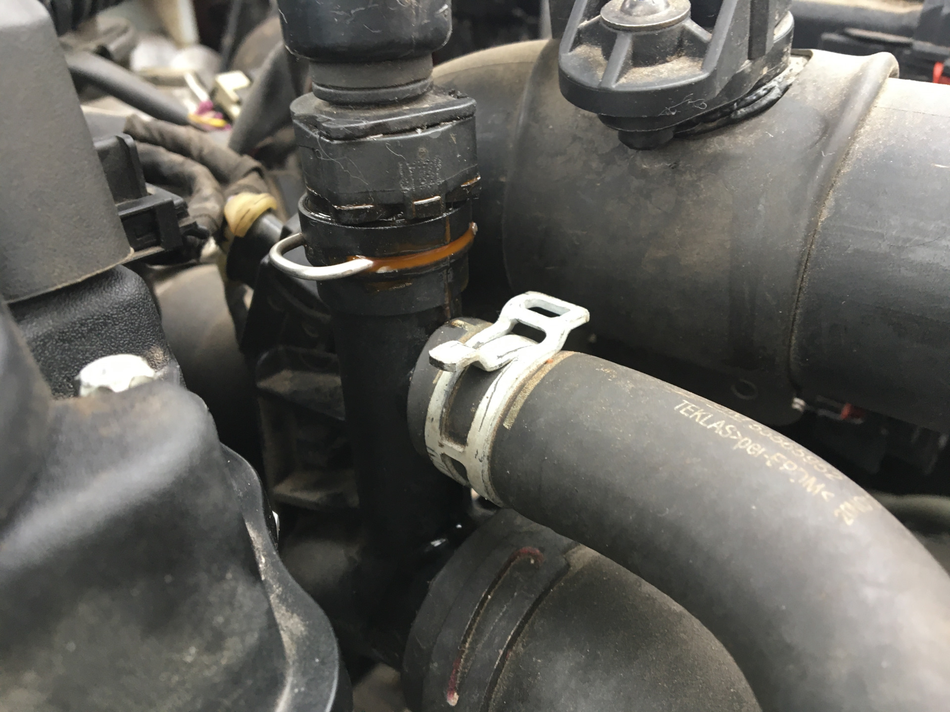 Шланг системы охлаждения 13251447 — Opel Astra J GTC, 1,4 л, 2013 года ...