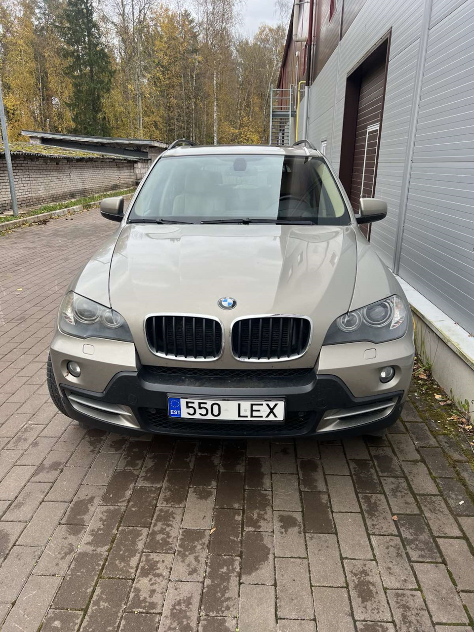 Замена номерного знака — BMW X5 (E70), 3 л, 2007 года | просто так | DRIVE2