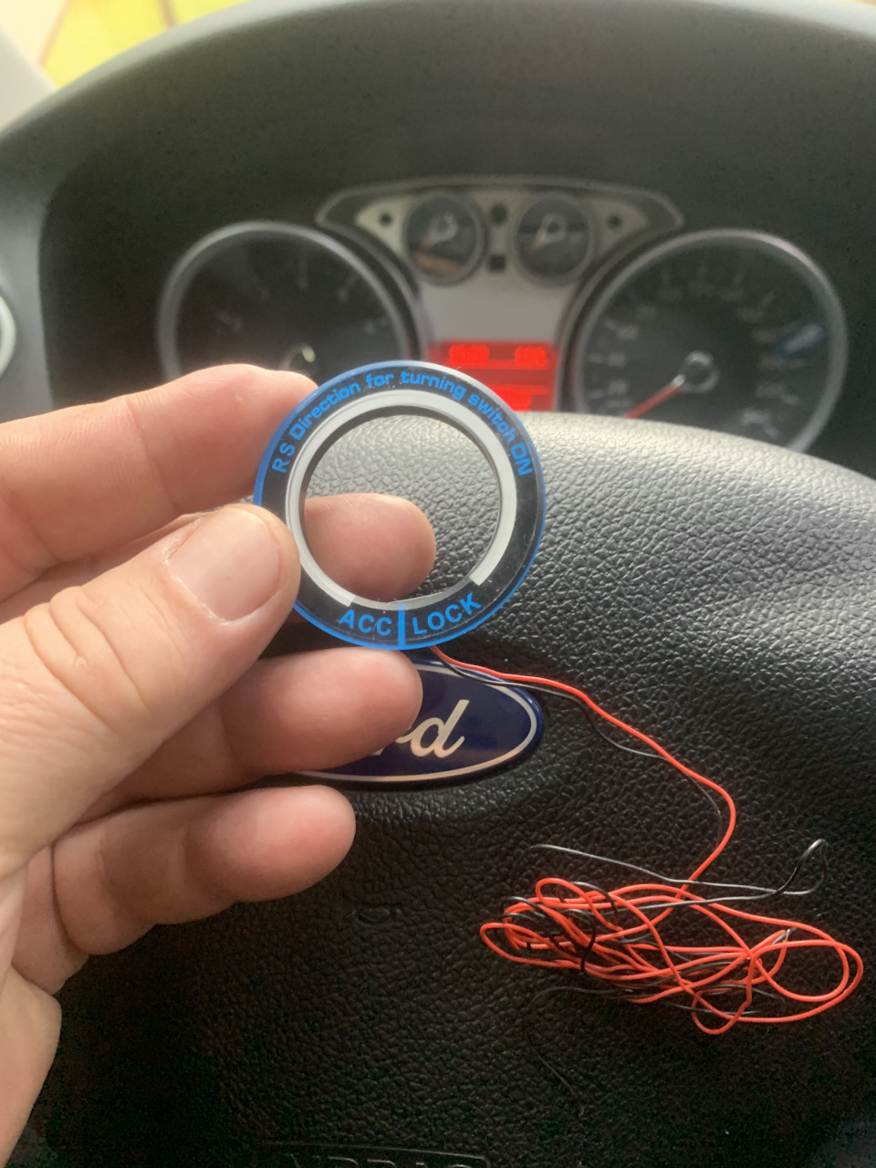 Подсветка замка зажигания, подсветка ног. — Ford Focus Hatchback II, 1 ...