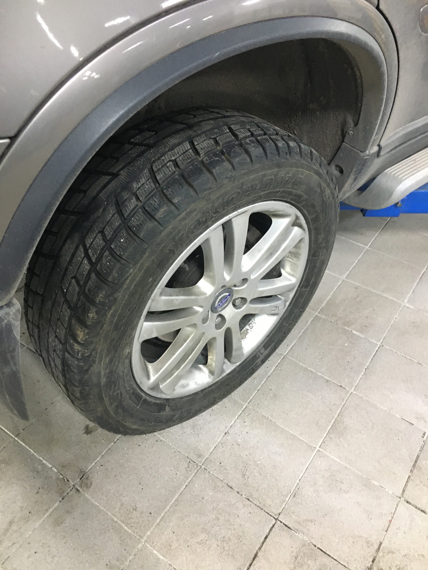 Втулка угловой, задняя нижняя опора и растяжка АКПП. — Volvo XC90 (1G ...