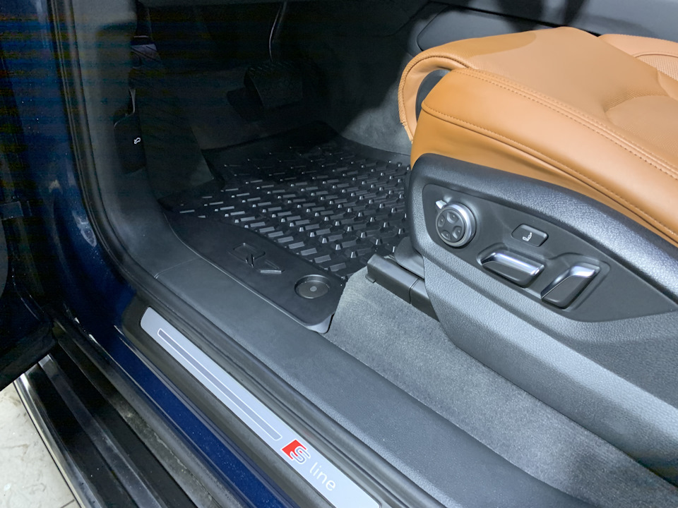 Фишки для кушки — Audi Q7 (2G), 3 л, 2019 года | аксессуары | DRIVE2