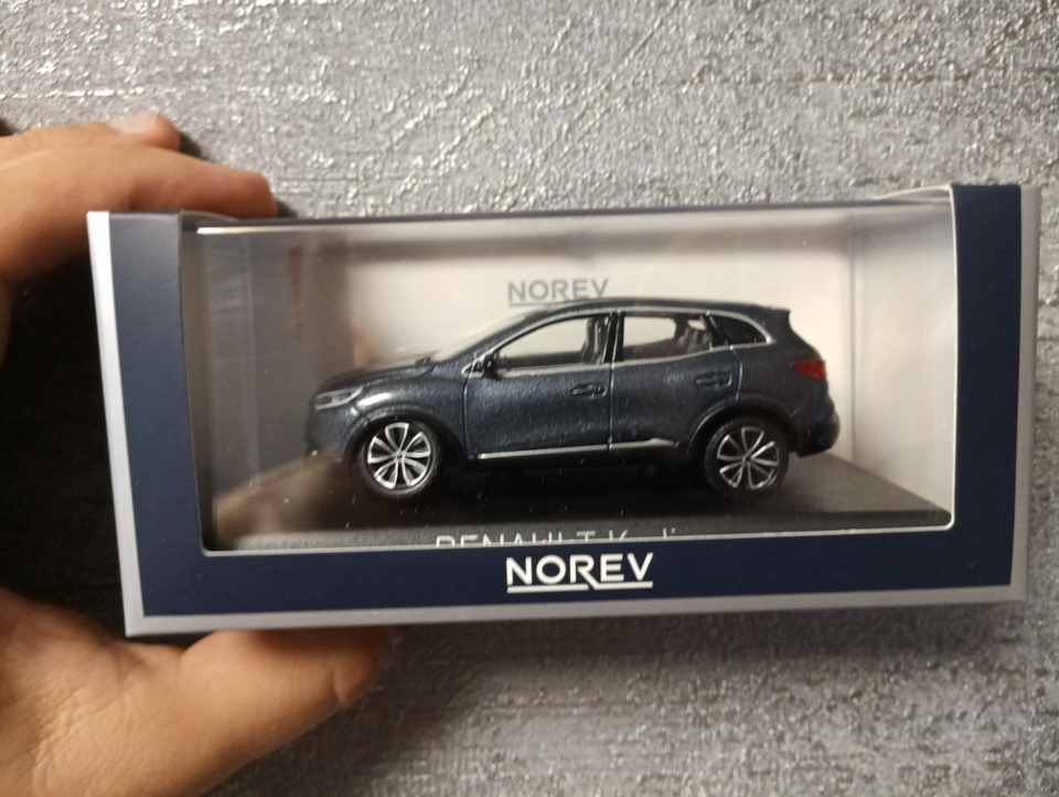 Renault Kadjar 2015 Titanium Grey — DRIVE2