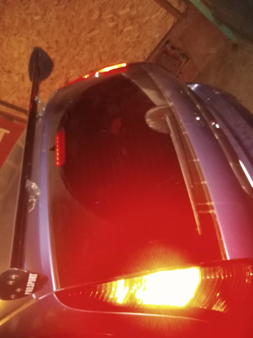 Дополнительные стоп сигналы в задние фары — Lada Калина хэтчбек, 1,6 л ...
