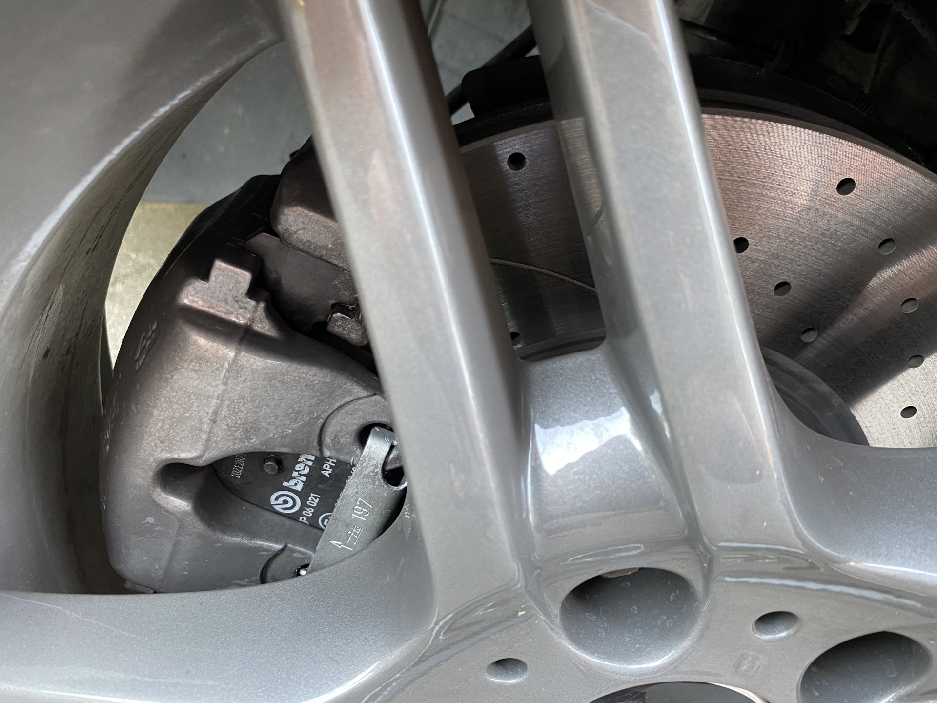 Замена тормозов — BMW X3 (E83), 3 л, 2004 года | визит на сервис | DRIVE2