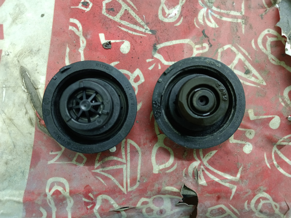 Замена пробки бачка ОЖ — Ford Focus Sedan II, 1,6 л, 2006 года ...