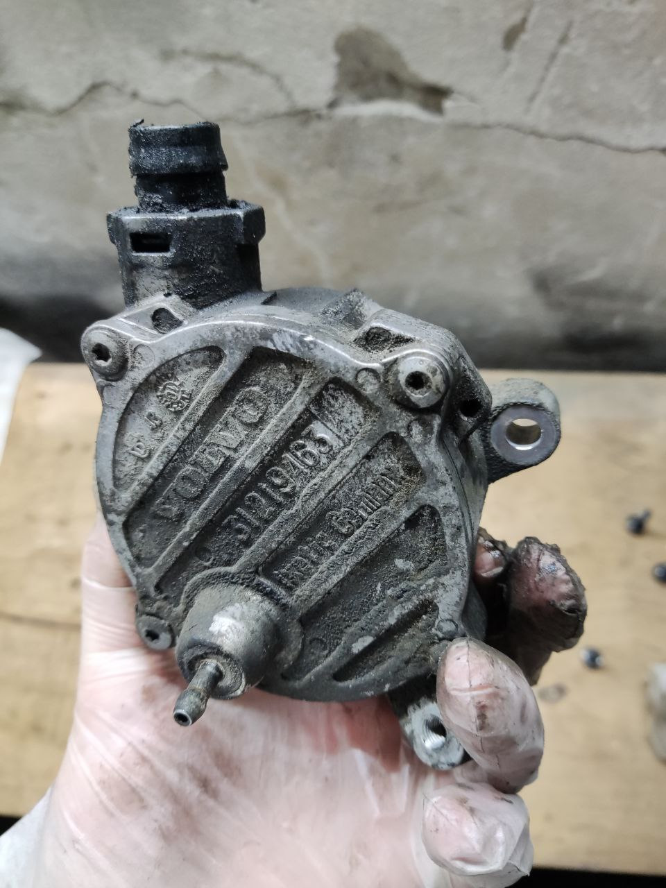 31375106 ВАКУУМНЫЙ НАСОС, ТОРМОЗНАЯ СИСТЕМА Volvo | Запчасти на DRIVE2