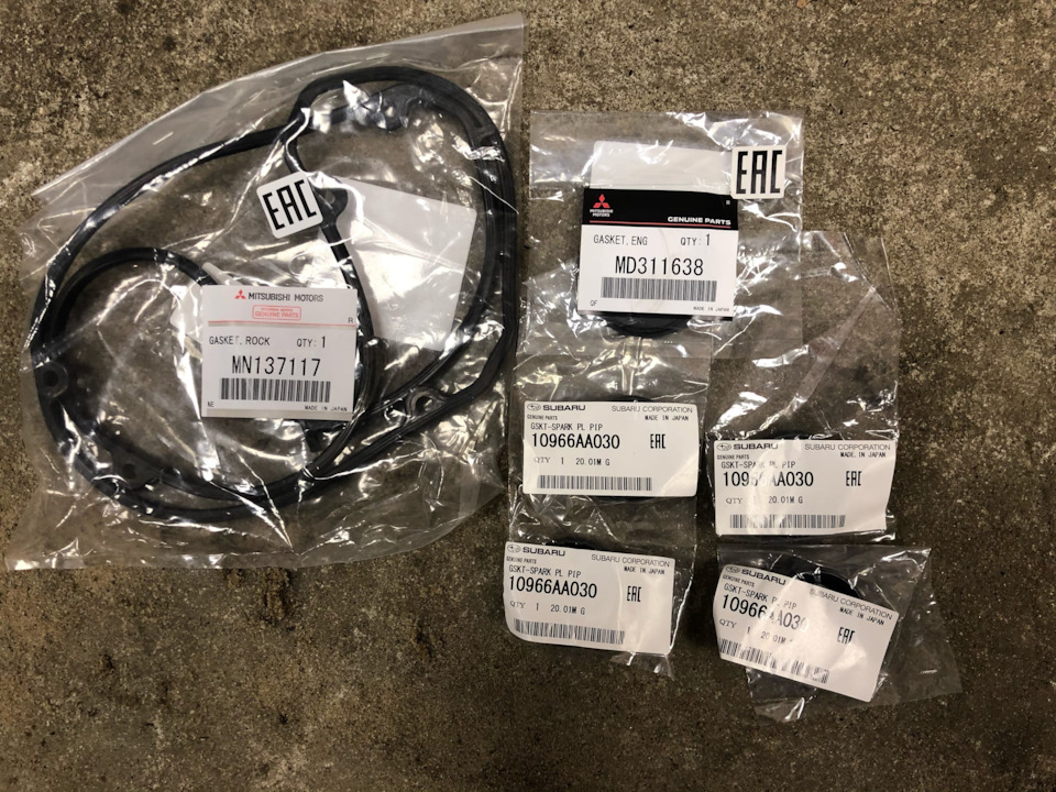 MN137117 Прокладка крышки ГБЦ OEM Mitsubishi | Запчасти на DRIVE2