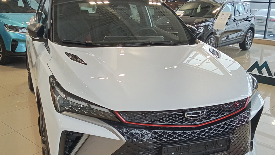 Geely Coolray (2023) 1.5 бензиновый 2023 | The white flea на DRIVE2