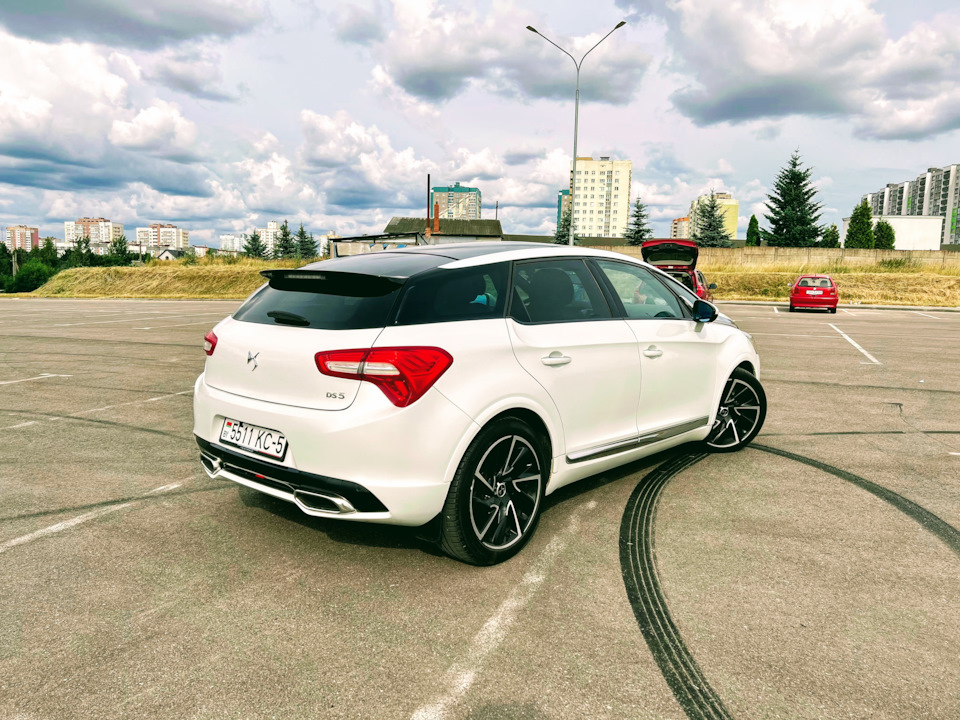 Репортаж про мой DS5 ))) — Citroen DS5, 2 л, 2012 года | наблюдение | DRIVE2