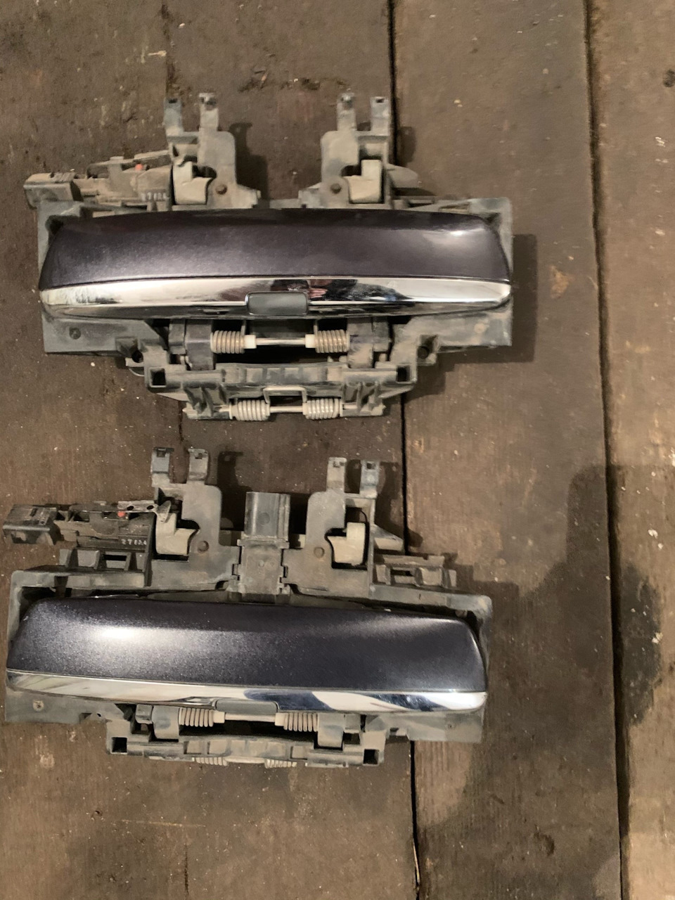 Остатки деталей — Audi A8 (D3), 6 л, 2005 года | запчасти | DRIVE2