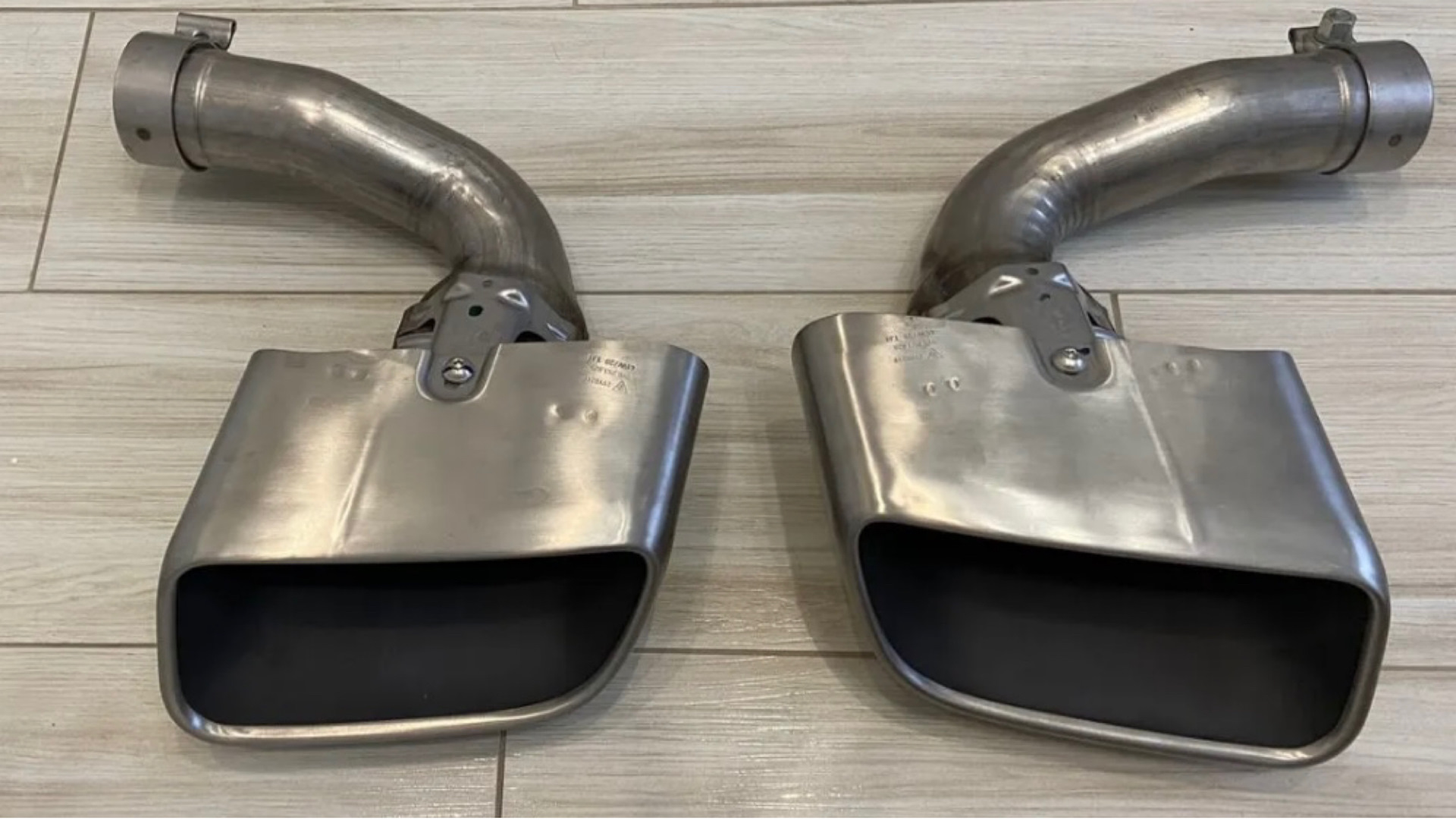 Насадки на глушитель от Porsche Cayenne — Audi Q7 (1G), 3,6 л, 2008 ...