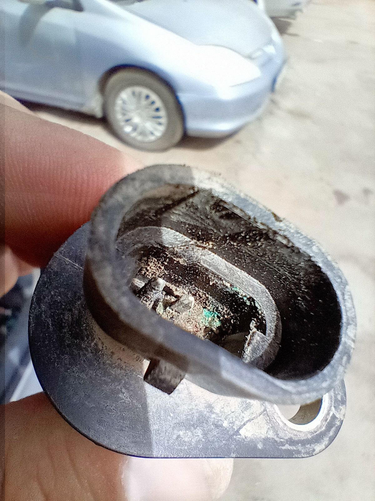 Замена датчика скорости — Lada Калина Хэтчбек (1G), 1,6 л, 2008 года ...