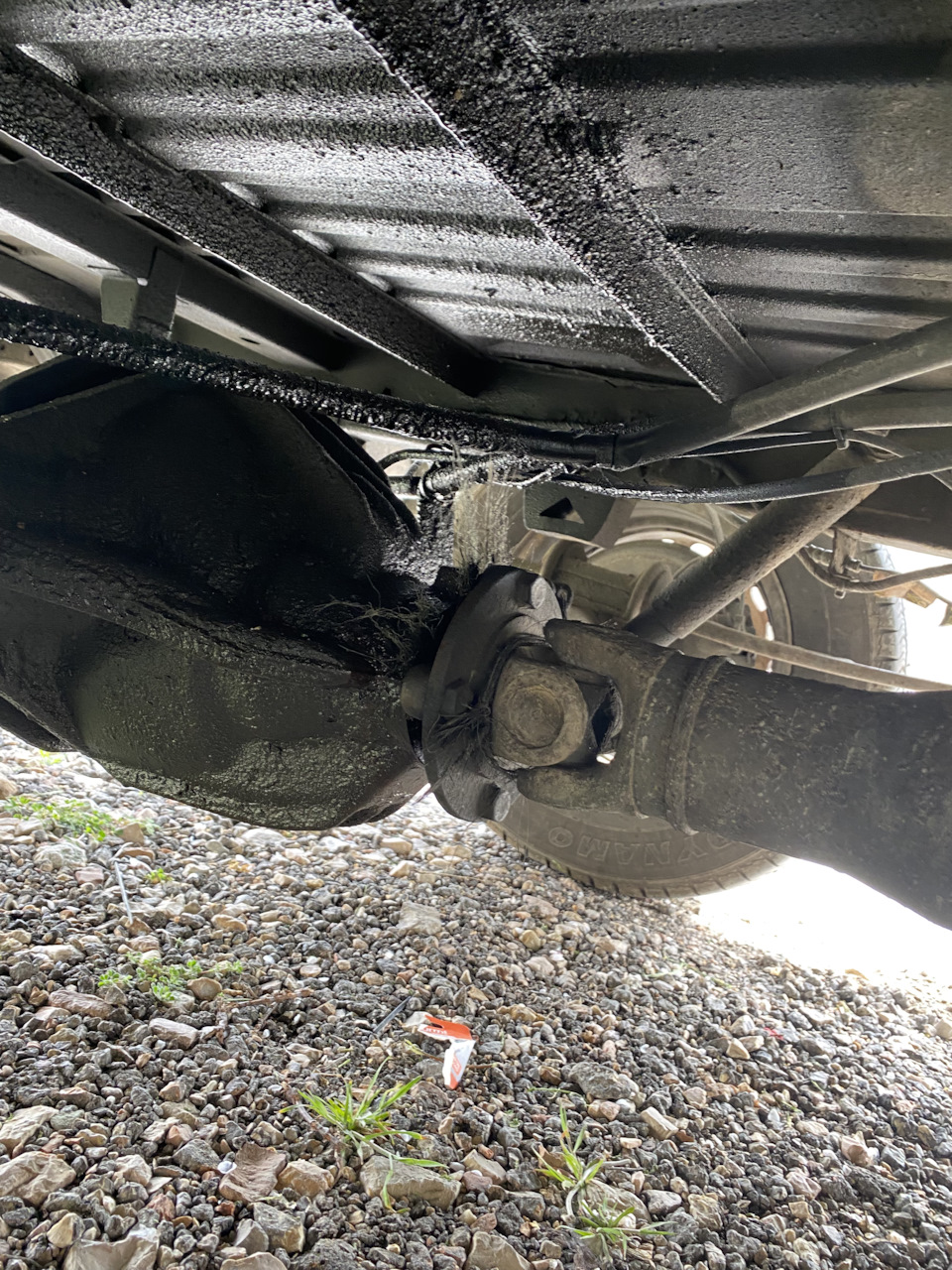 Сальник хвостовика моста — Volkswagen LT (2G), 2,5 л, 1999 года ...