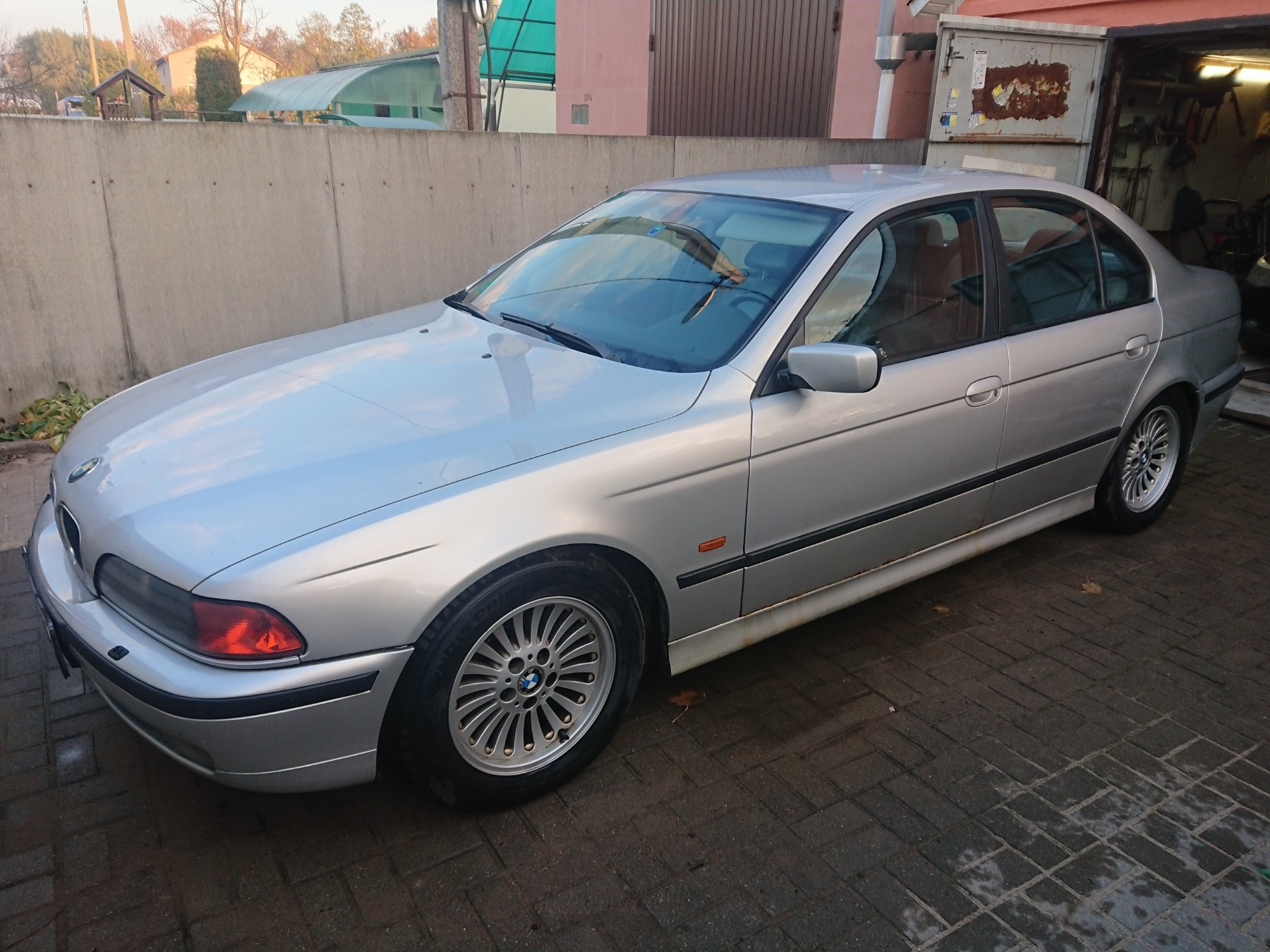 525d e39. Ещё немного о машине. — BMW 5 series Touring (E39), 2,5 л, 2002 года | просто так | DRIVE2