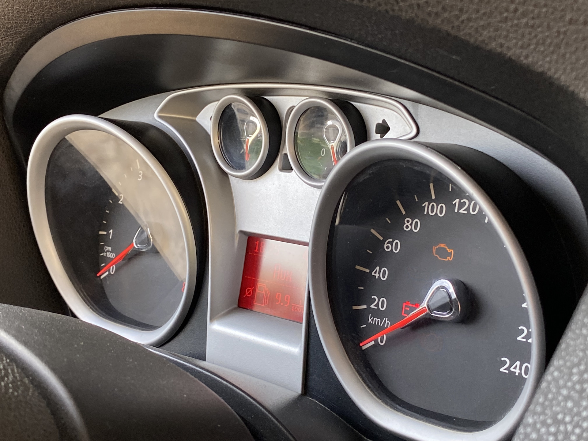 Приборная панель рестайлинг (часть 1) — Ford Focus Hatchback II, 1,8 л ...