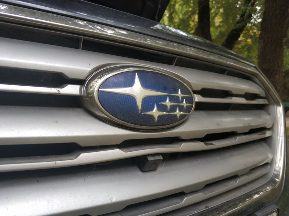 Instalowanie przedniego aparatu | Subaru Outback Forums
