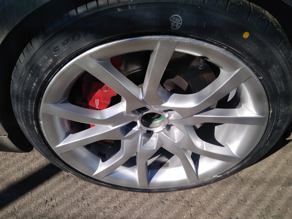 Китайской резины пост. Triangle TH201 235/40 R18. — Audi A4 (B7), 2 л ...