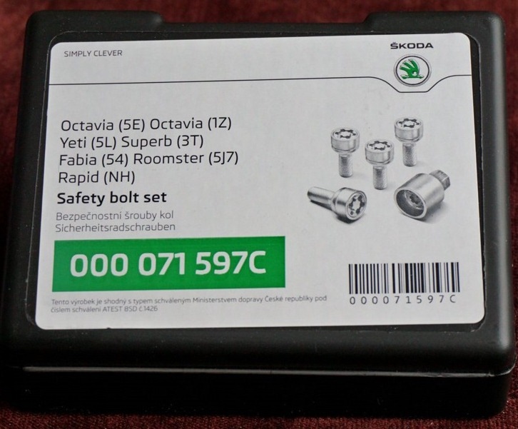 Секретки — Skoda Octavia A5 Mk2, 1,8 л, 2012 года | аксессуары | DRIVE2