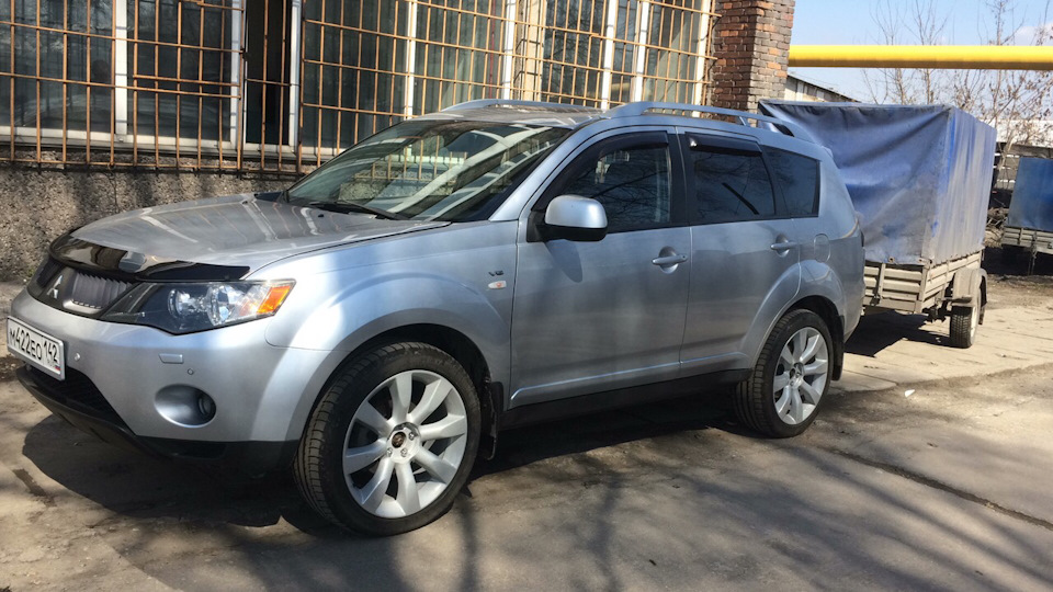 Переобулся! — Mitsubishi Outlander XL, 3 л, 2008 года | колёсные диски ...