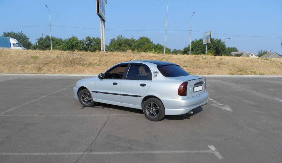 Задний бампер установлен) — Daewoo Lanos, 1,5 л, 2011 года | тюнинг ...