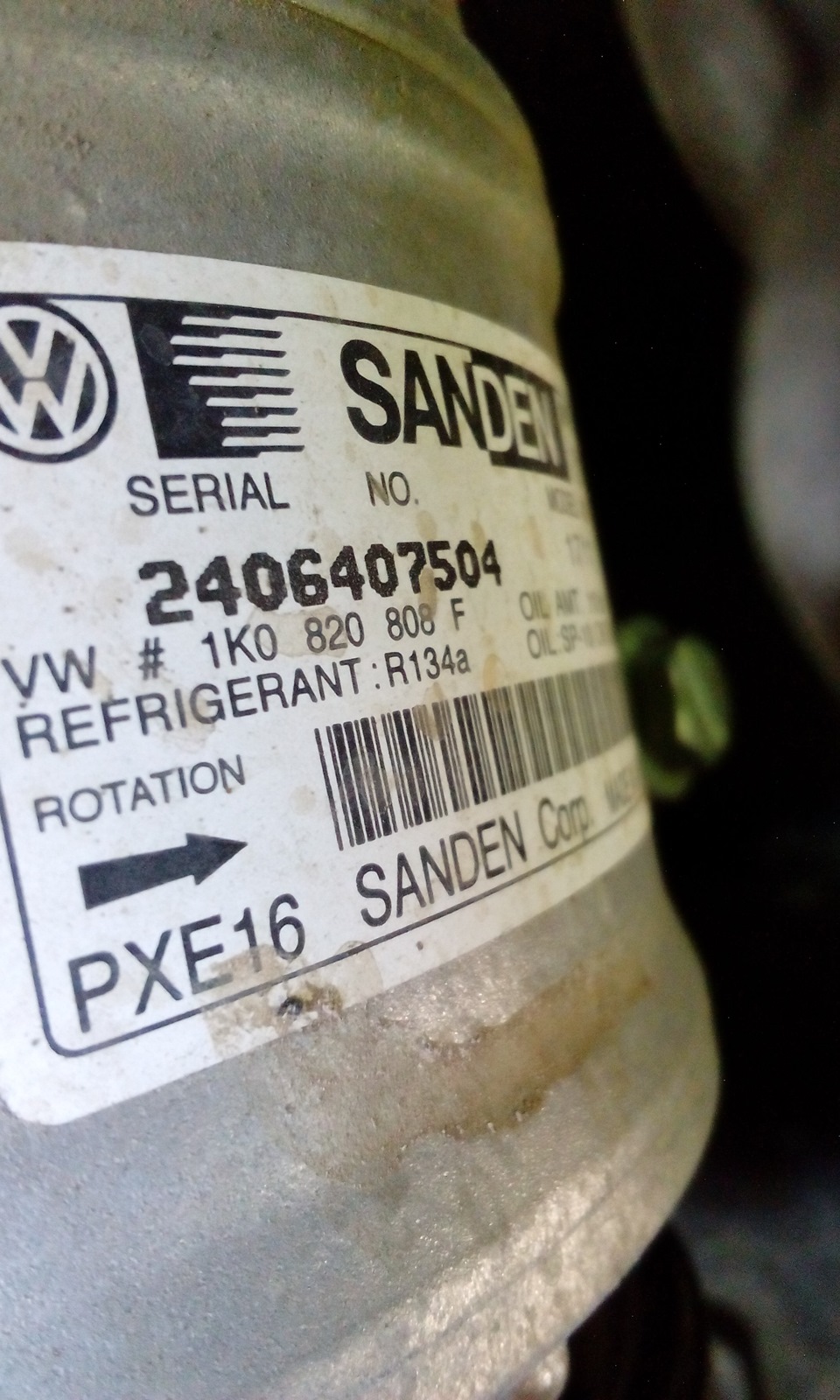 1K0820808F Компрессор кондиционера VAG | Запчасти на DRIVE2