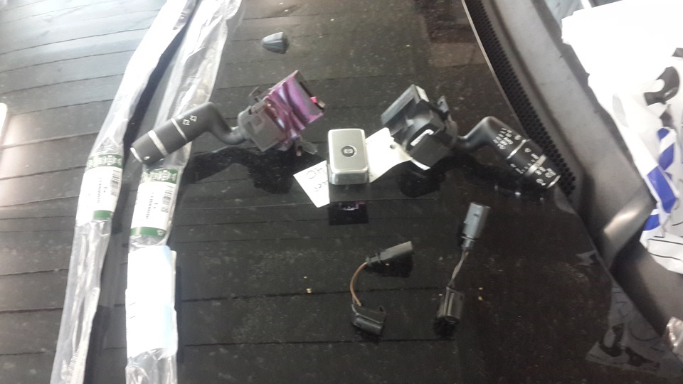 Переключатели от D4 — Land Rover Discovery III, 4,3 л, 2008 года ...