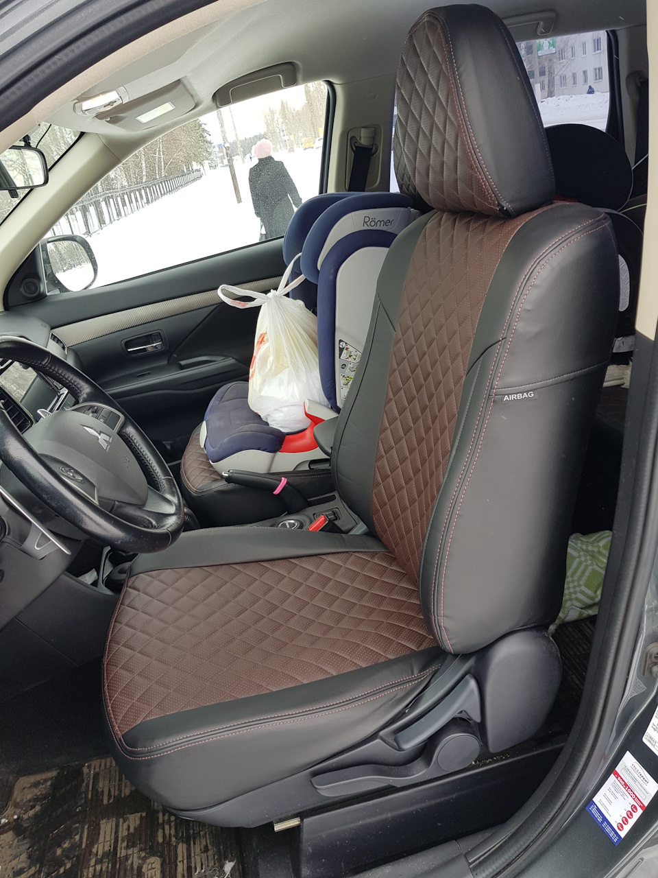 Чехлы пилот ромб экокожа — Mitsubishi Outlander (3G), 2 л, 2014 года ...
