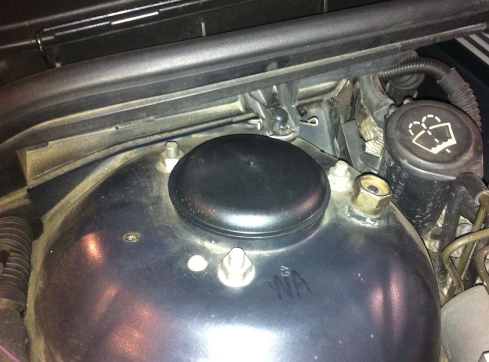 №23. Приятная мелочёвка #5. Колпачок опоры амортизатора. — BMW 5 series ...