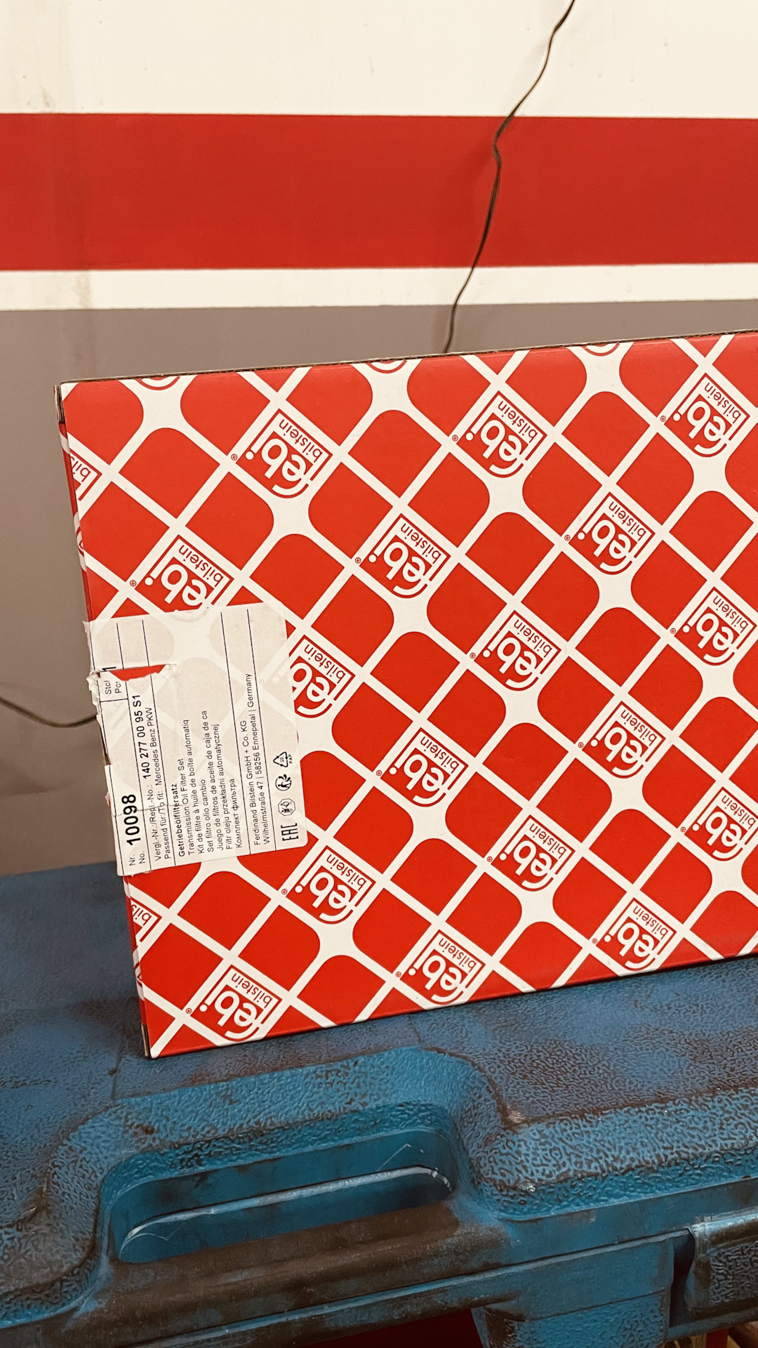 Замена масла в АКПП — Mercedes-Benz C-class (W203), 2,7 л, 2001 года ...