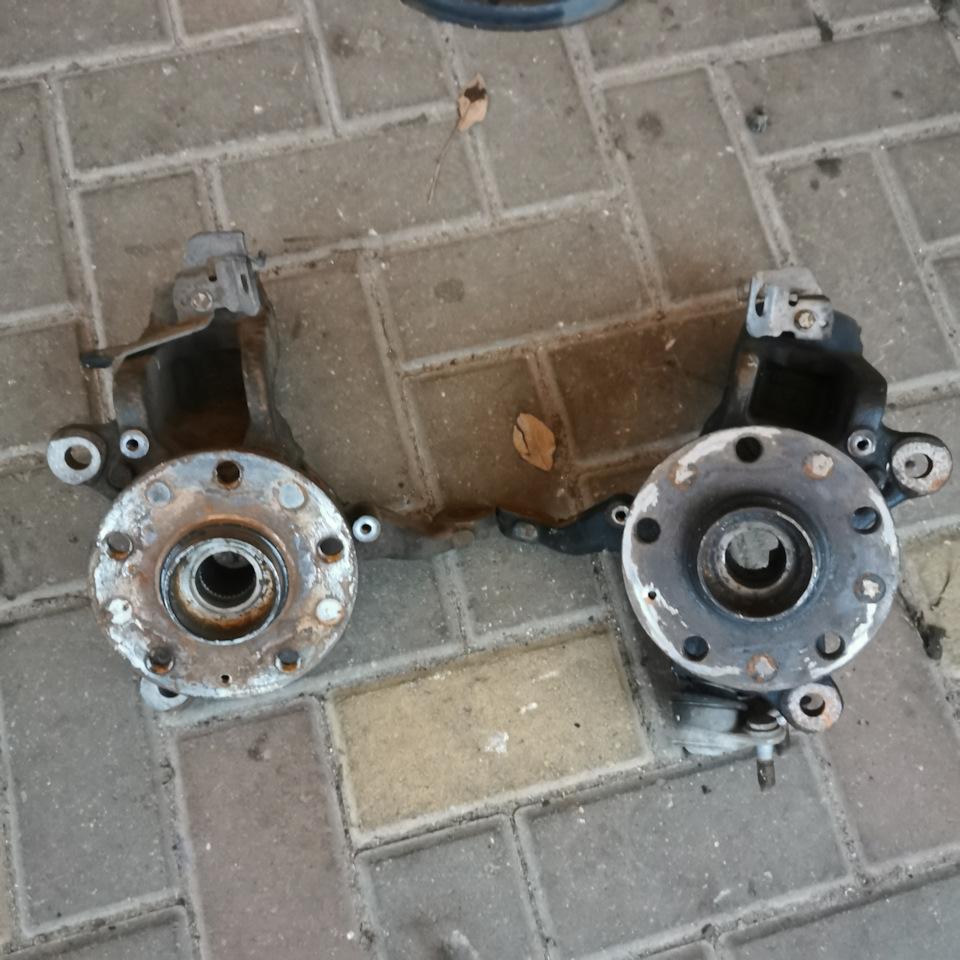 Кулак поворотный Golf 5 GTI под 55 стойку / Touran на Audi A3 (8P ...