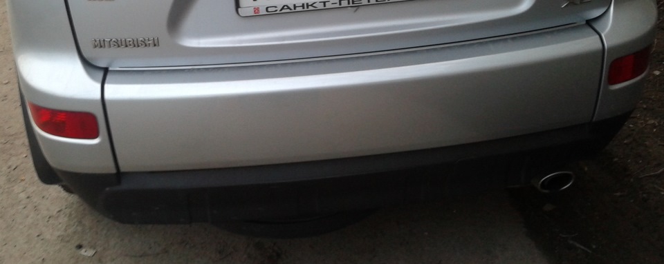 Повредили откидной борт. — Mitsubishi Outlander XL, 2,4 л, 2008 года ...