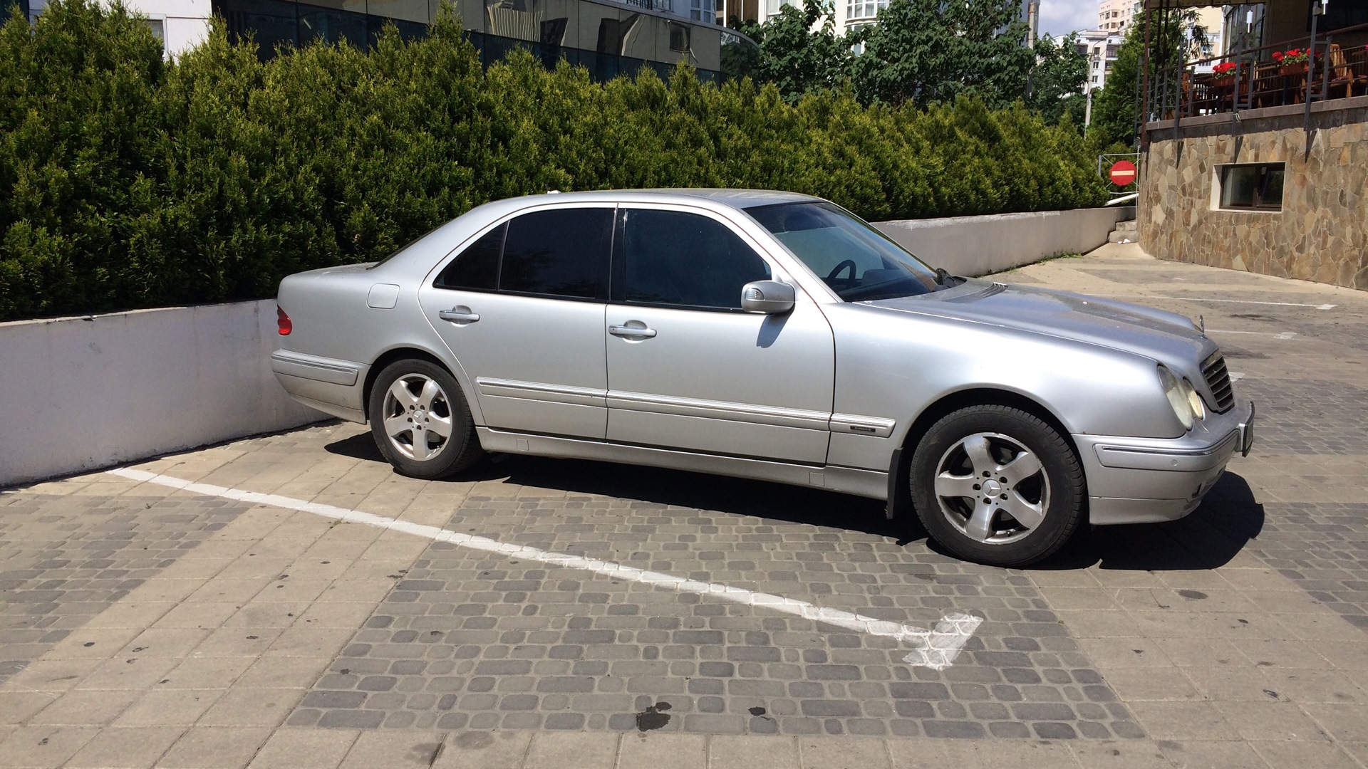 Mercedes-Benz E-Class (W210) 3.2 бензиновый 2000 | 320 4-Matic Avantgarde на DRIVE2