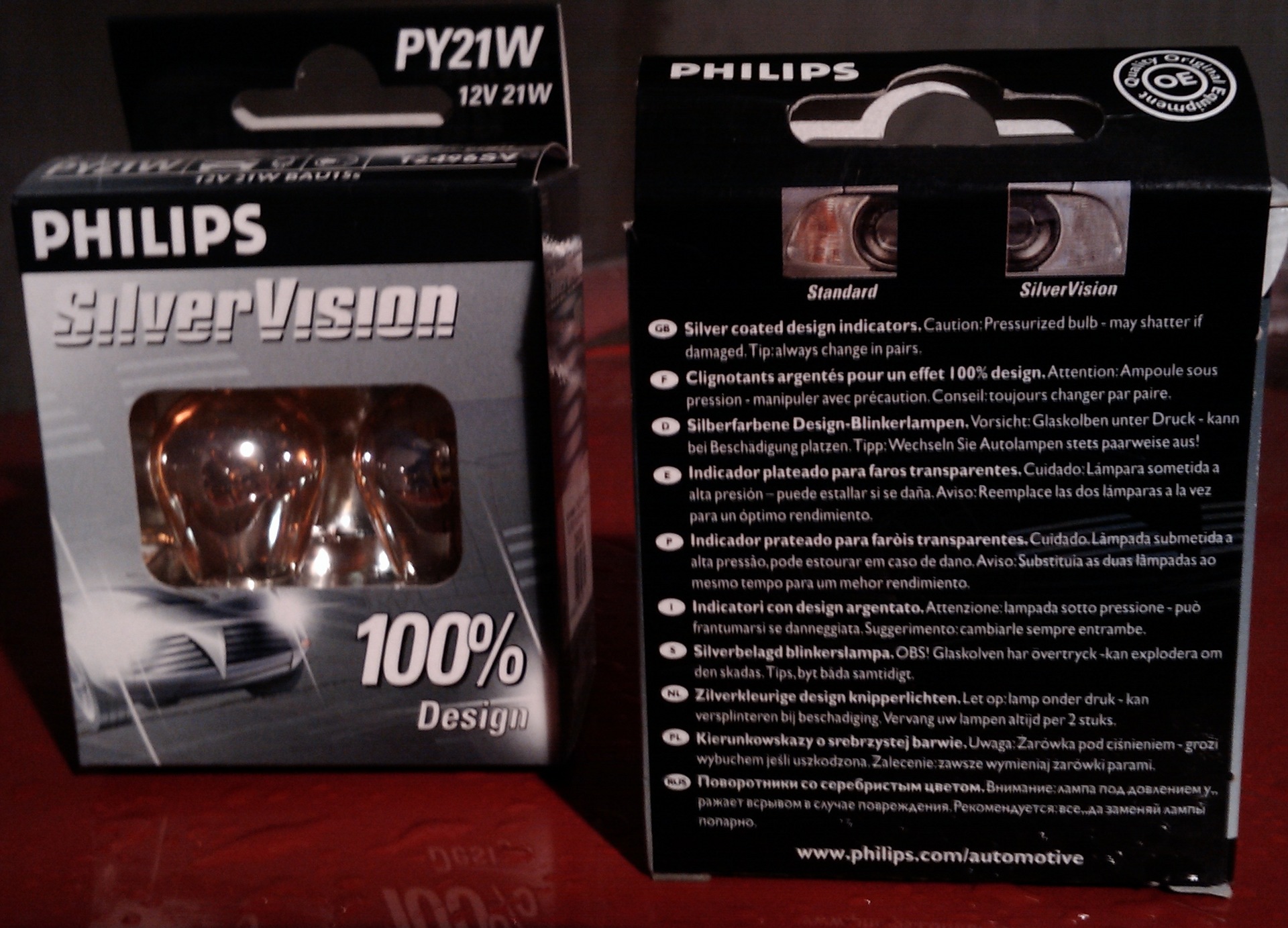Заменил лампы в поворотниках на Philips Silver Vision (зеркальные ...