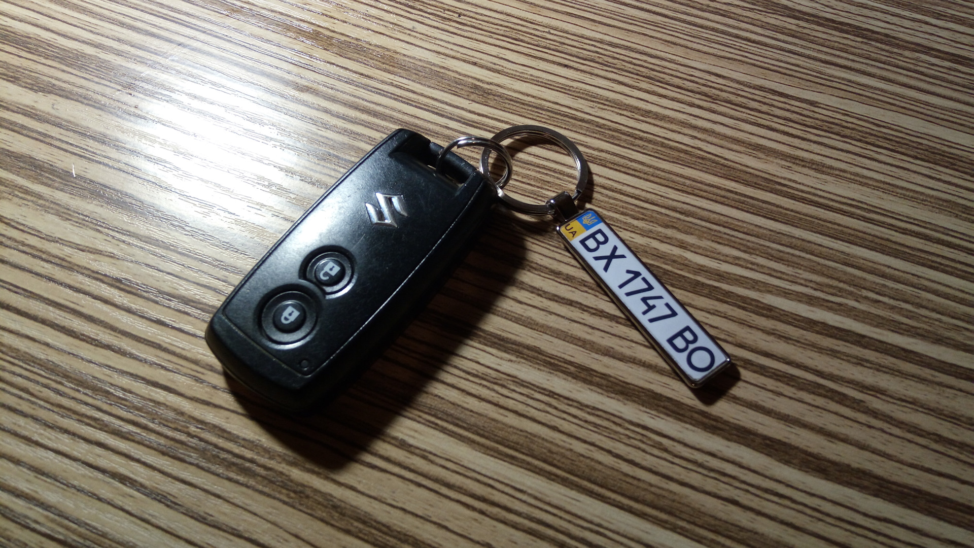 Перша доработка брелок з номерним знаком — Suzuki Grand Vitara 2g 2