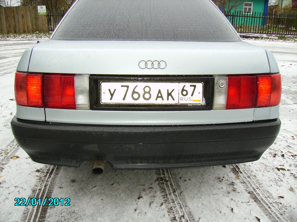 Площадка под номер 2 — Audi 80 (B3), 1,8 л, 1988 года | аксессуары | DRIVE2