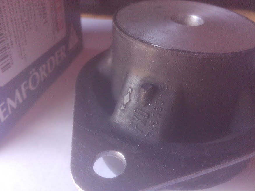 Замена подушек КПП — Audi 90 (B2), 2,2 л, 1985 года | своими руками ...