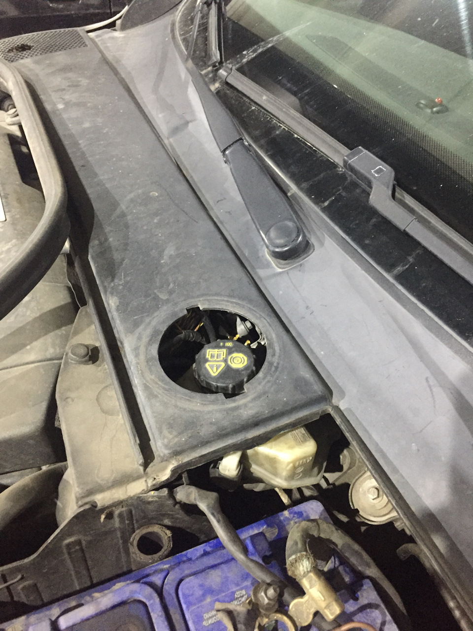 Нужен номер детали — Volvo S80 (2G), 3,2 л, 2007 года | запчасти | DRIVE2