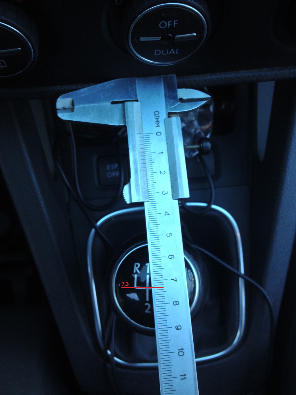 Custom short shifter — Volkswagen Golf Mk5, 1,4 л, 2008 года | тюнинг ...