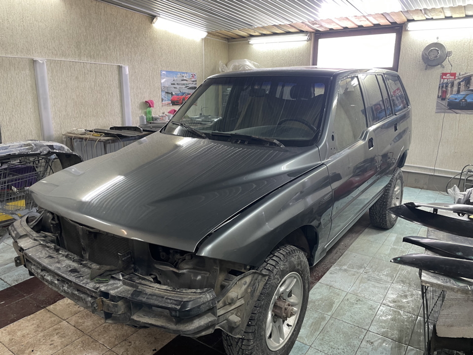 Кузов в сборе без пластика — SsangYong Musso, 2,9 л., 1994 года ...