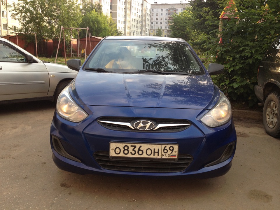 Установка бампера — Hyundai Solaris (1G), 1,4 л, 2011 года | своими ...