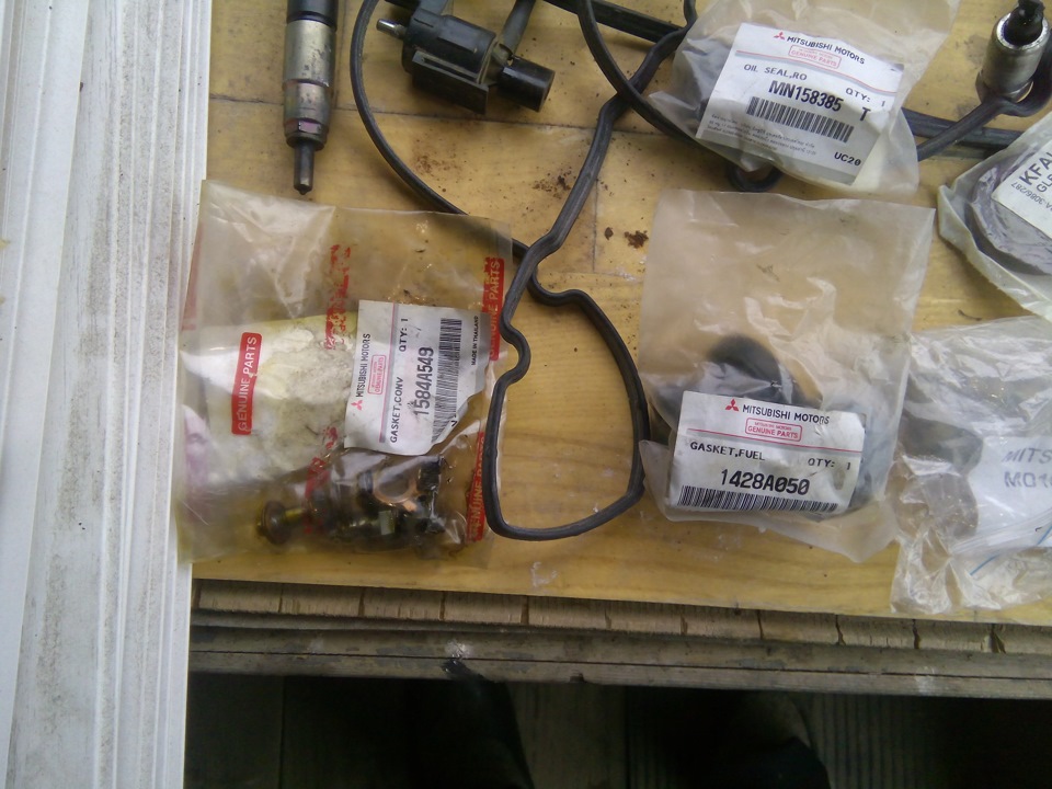 Остались з/ч отдам не дорого — Mitsubishi L200 (4G), 2,5 л, 2007 года ...