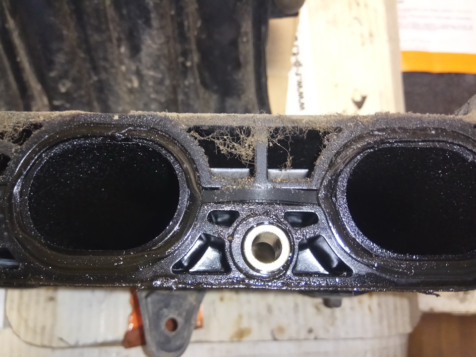 Замена прокладки впускного коллектора Nissan Note 1,4 — Nissan Note (1G ...