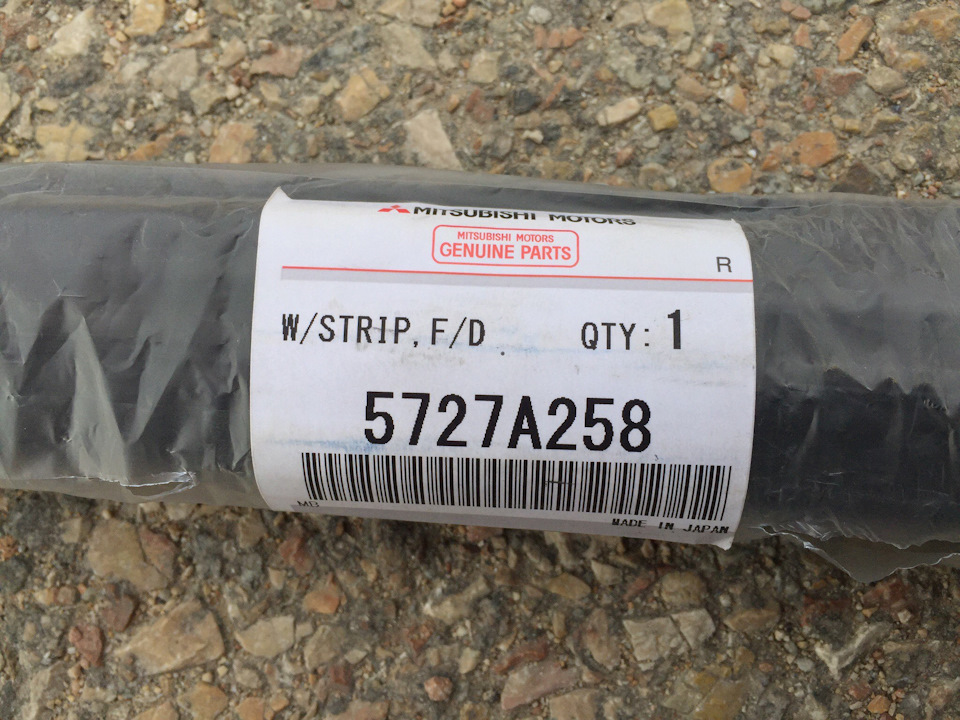 18. Новые ветровики и внутренние уплотнители стекла (бархотки ...