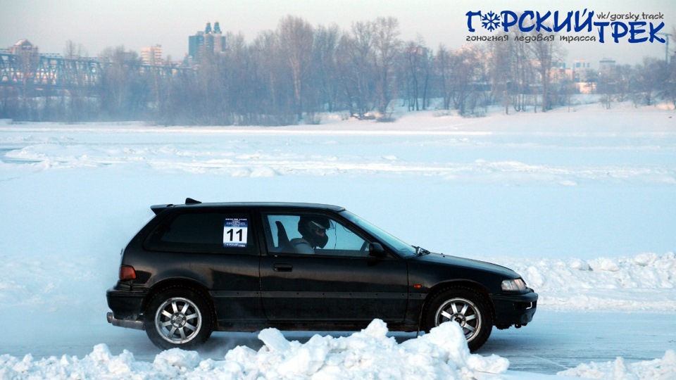 Honda Civic Hatchback (4G) 2.0 бензиновый 1990 | B20 VTEC 4WD на DRIVE2