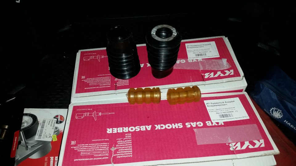 005. Замена передних стоек KAYABA — Toyota Camry (XV40), 2,4 л, 2006 ...