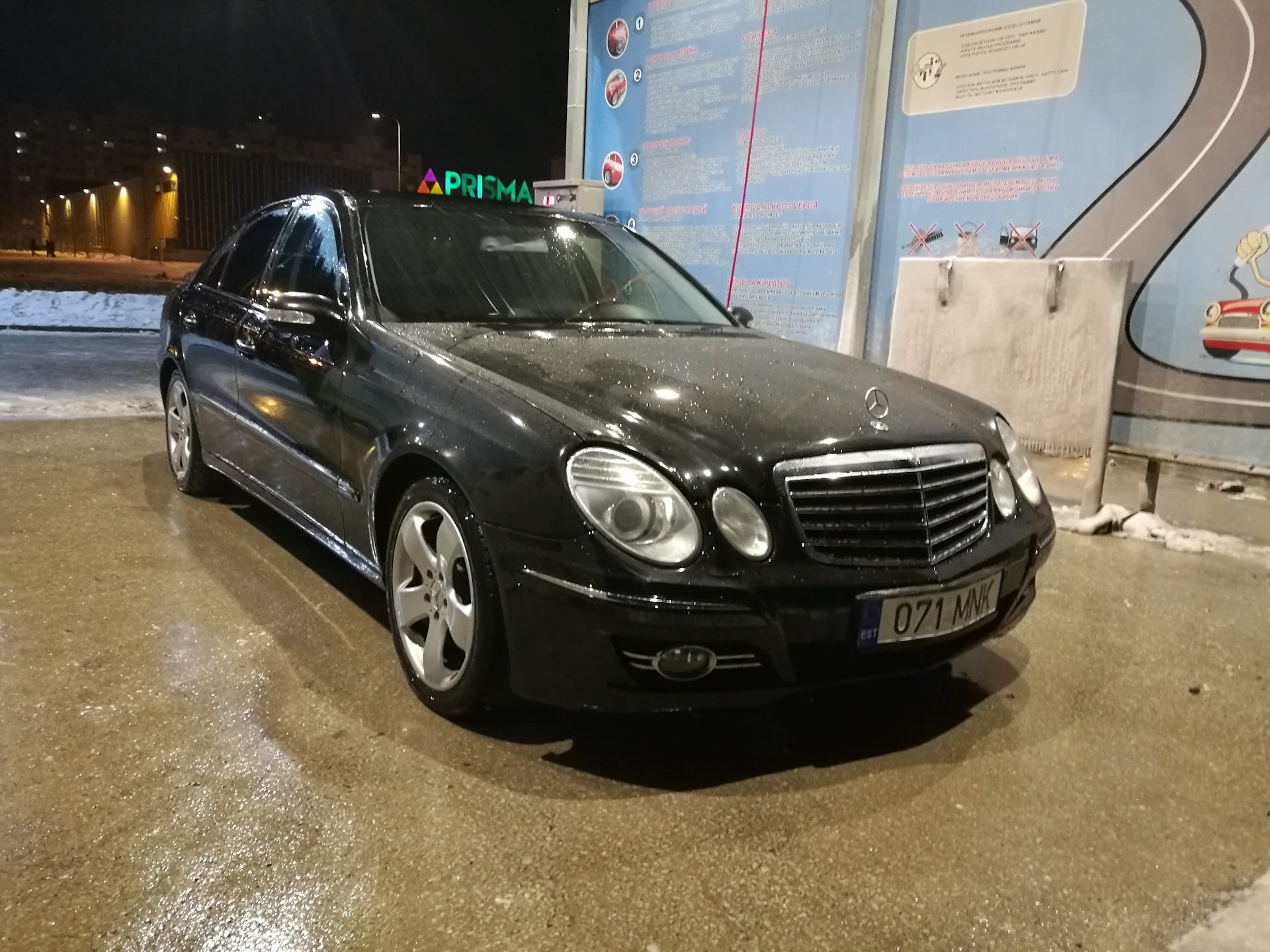 Просто после мойки. — Mercedes-Benz E-Class (W211), 4 л, 2003 года | мойка | DRIVE2