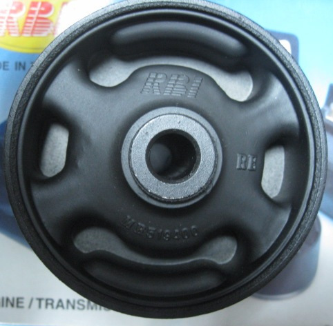 Замена сайлентблока задней подушки двигателя. — Chery A5 Fora, 1,6 л ...