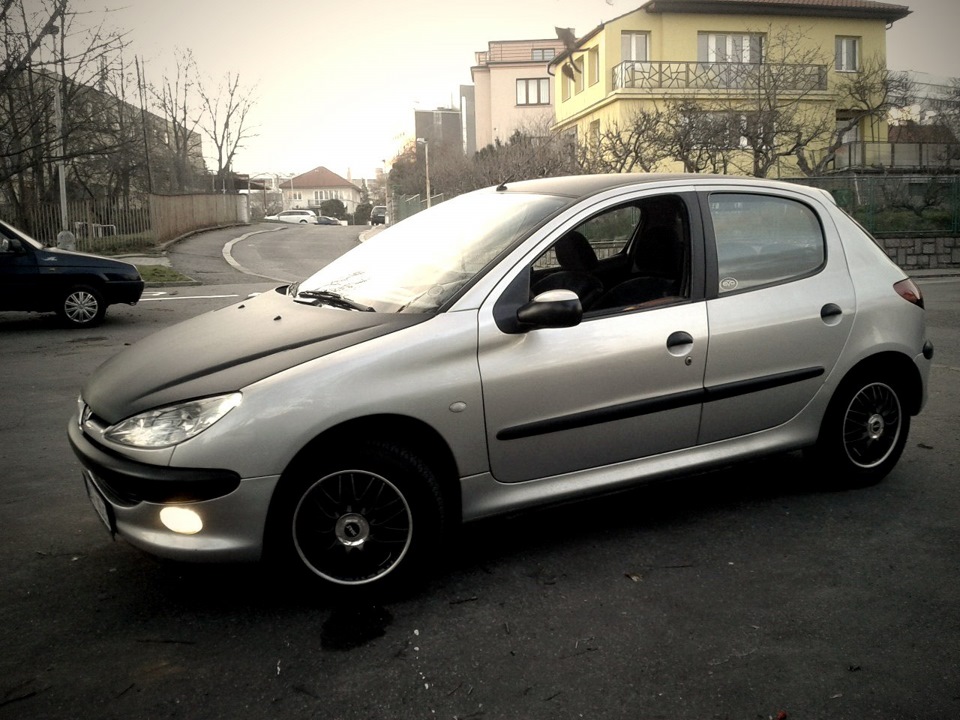 Колпаки — Peugeot 206, 2 л, 2000 года | аксессуары | DRIVE2