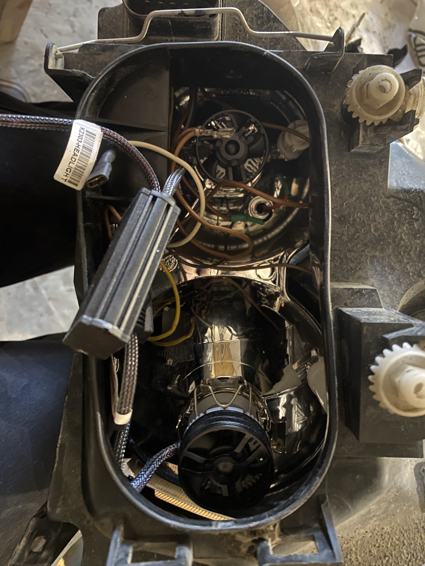 Установка ламп h7 в гнездо h1 — DRIVE2