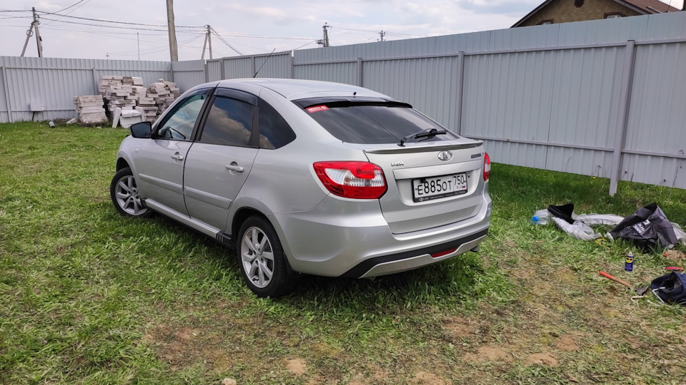 Замена заднего бампера — Lada Гранта лифтбек, 1,6 л, 2014 года ...
